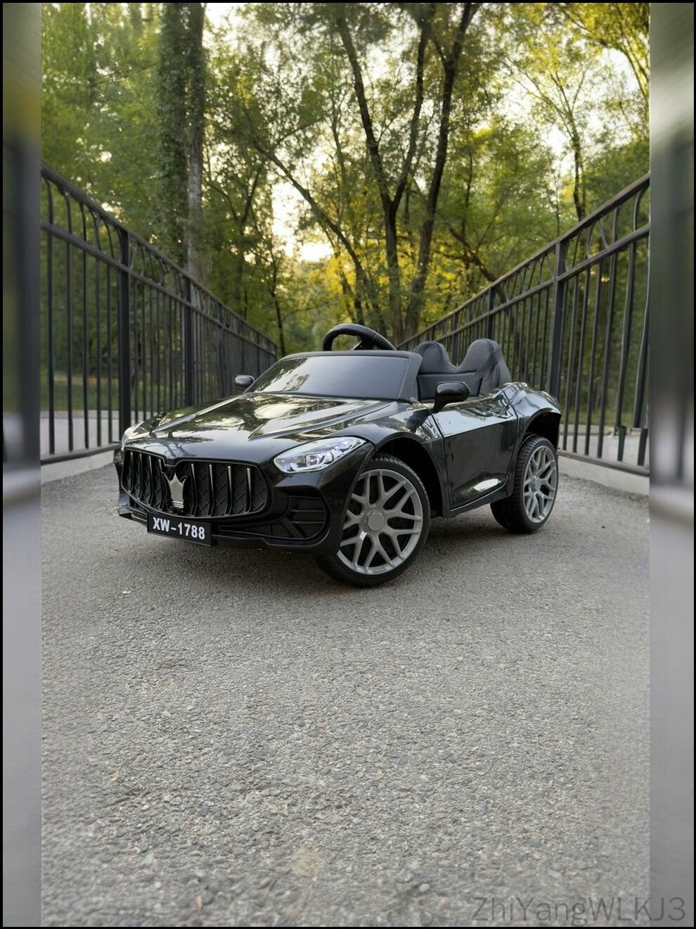 Электромобиль детский Maserati