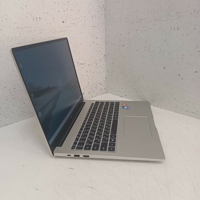 Ноутбук Honor MagicBook X16 — фото 1