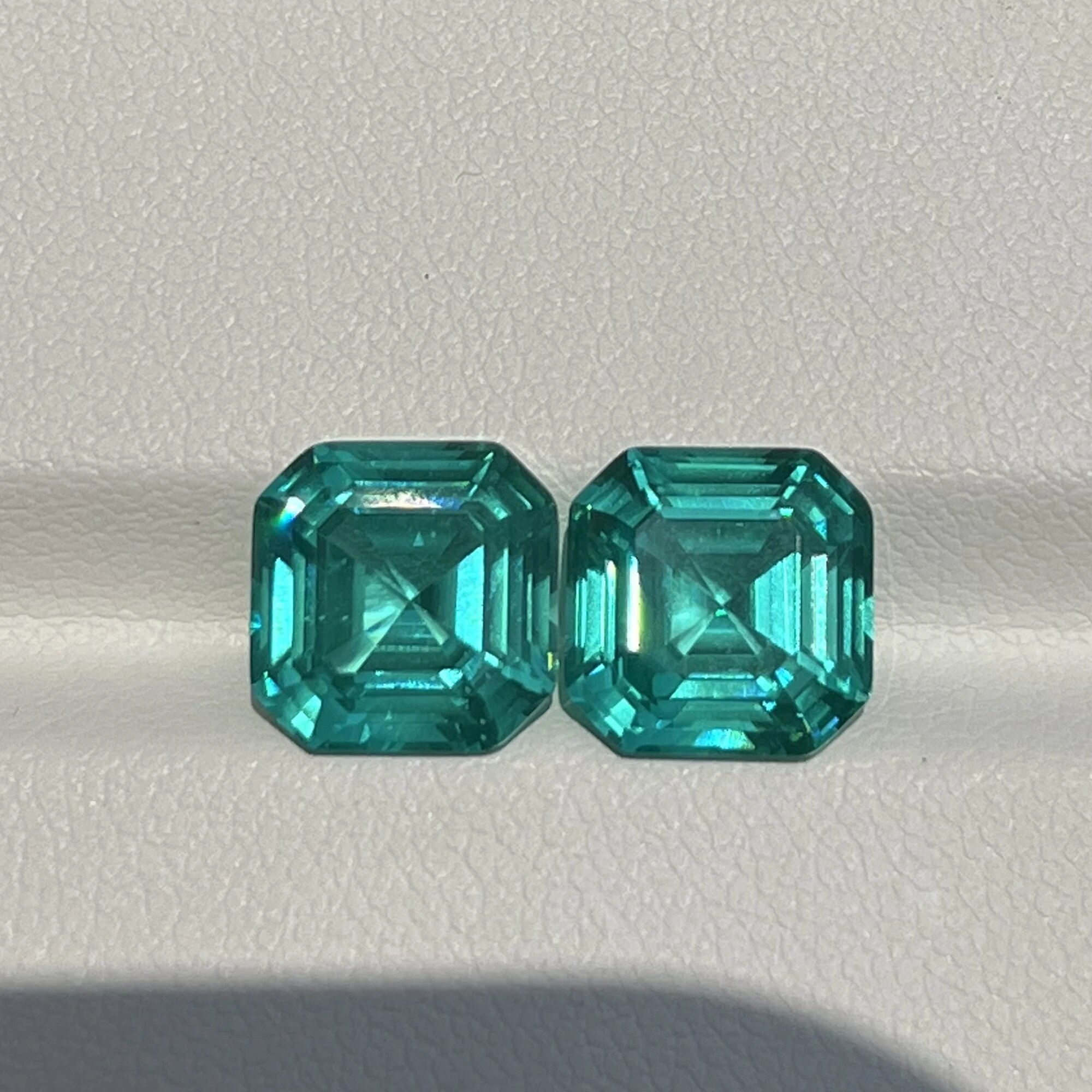 Изумрудный Paraiba blue YAG камень 10mm