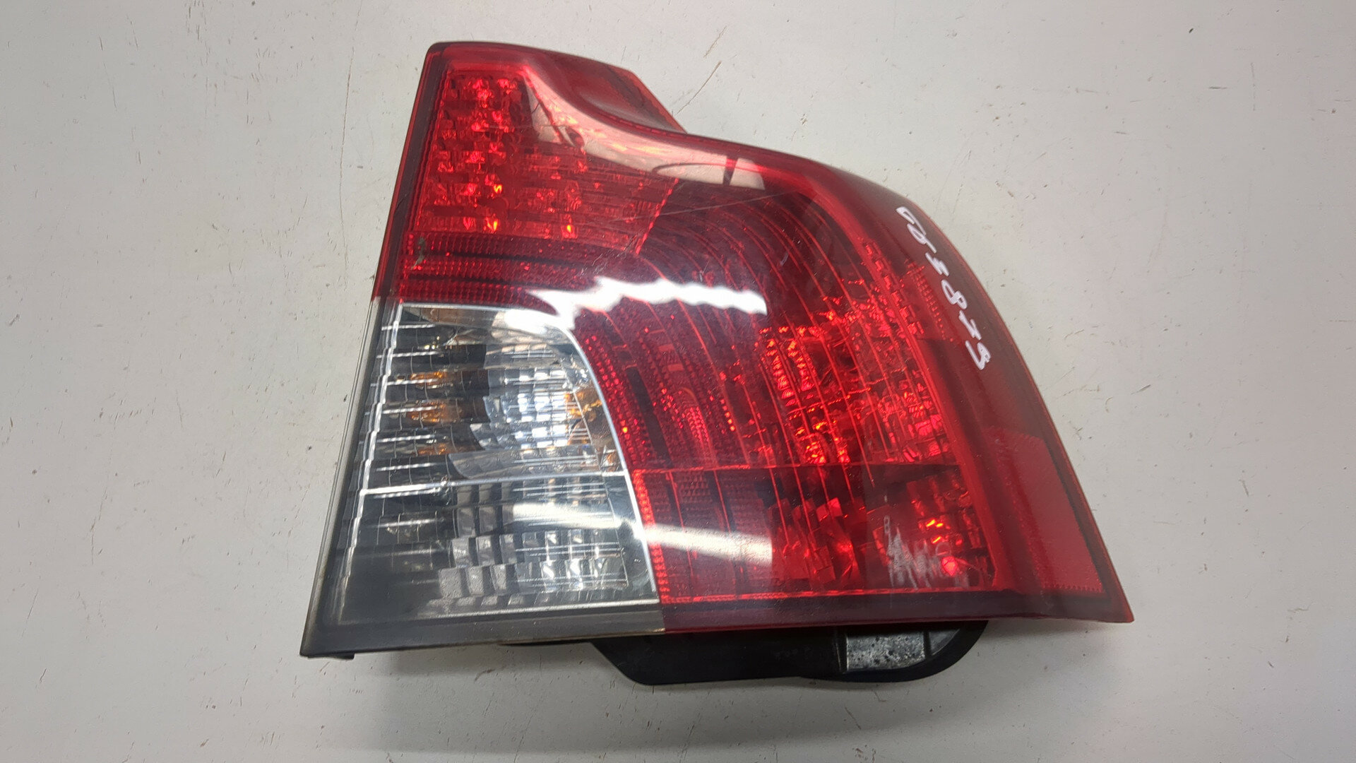Фонарь (задний) правый Volvo S40 Б/У