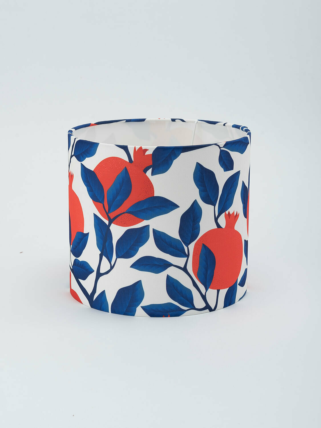 Абажур Hill&Mill для настольной лампы и светильника, принт "Garnet Blue", цилиндр 20 см