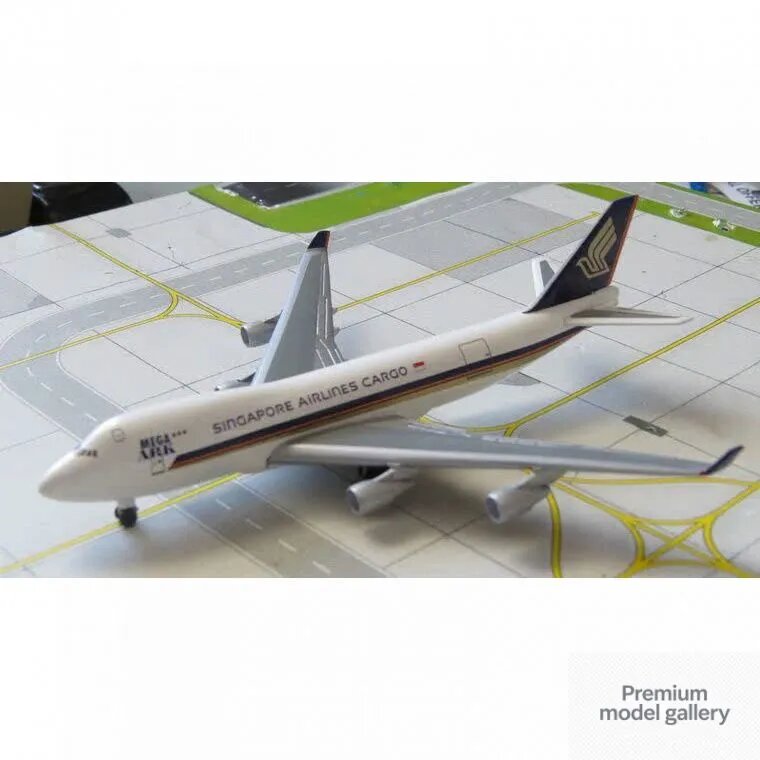 Herpa 1:500 500869 Сингапурские авиалинии Боинг 747-400