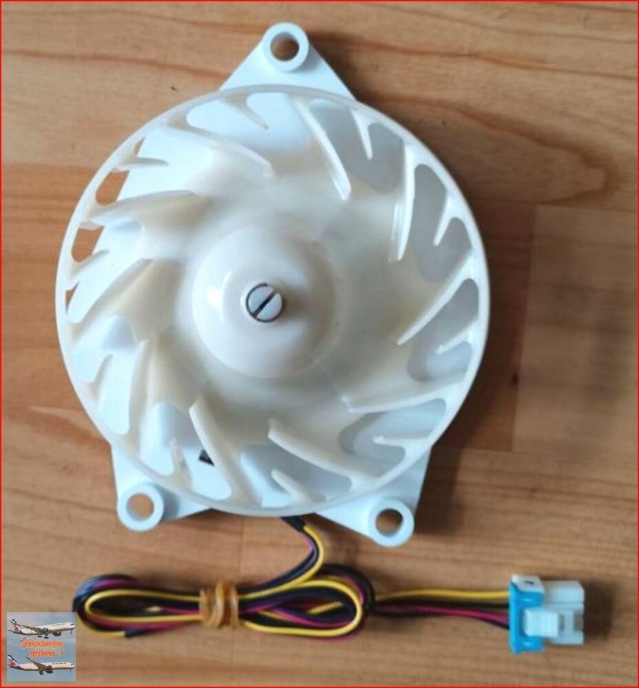 Вентилятор холодильника DONGSEO Z40E12MS1A0-57K06 DC12V 1A LG аксессуар Китай артикул 1614000944 вес 240 г 12В 1А 240г вентилятор постоянного тока
