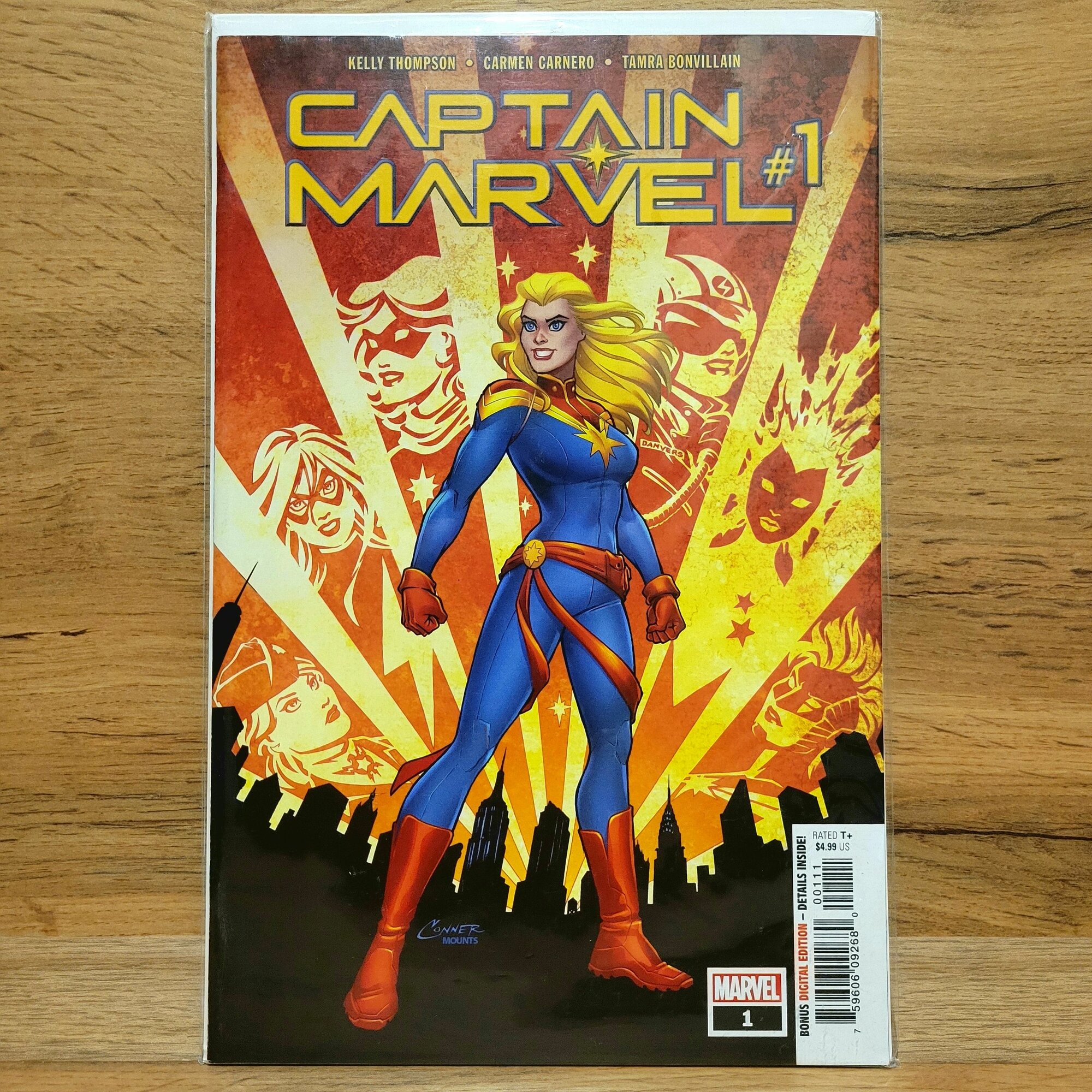 Оригинальный Комикс Captain Marvel #1.