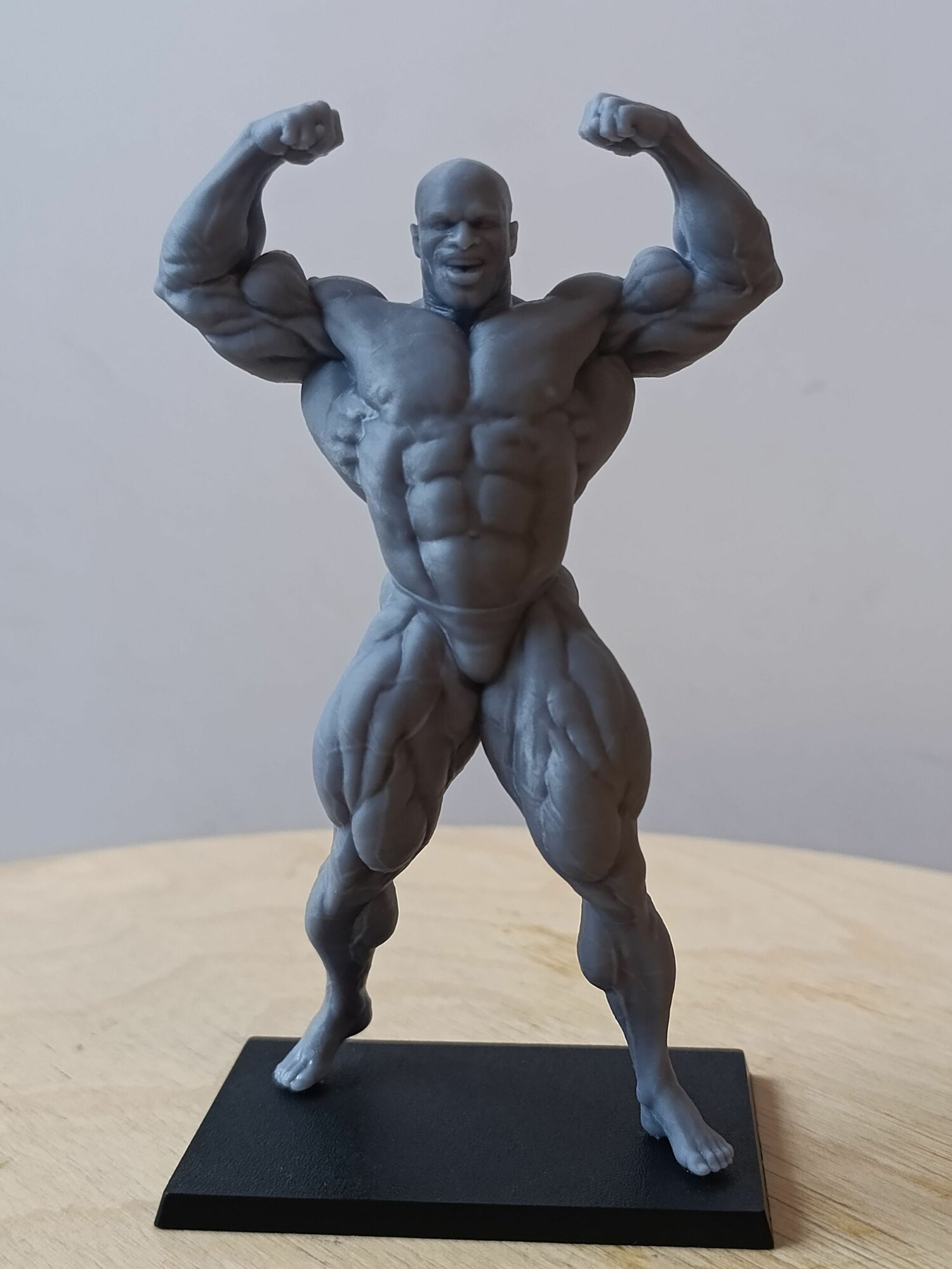 Ронни Коулмэн фигурка статуэтка на подставке / Ronnie Coleman Мистер Олимпия