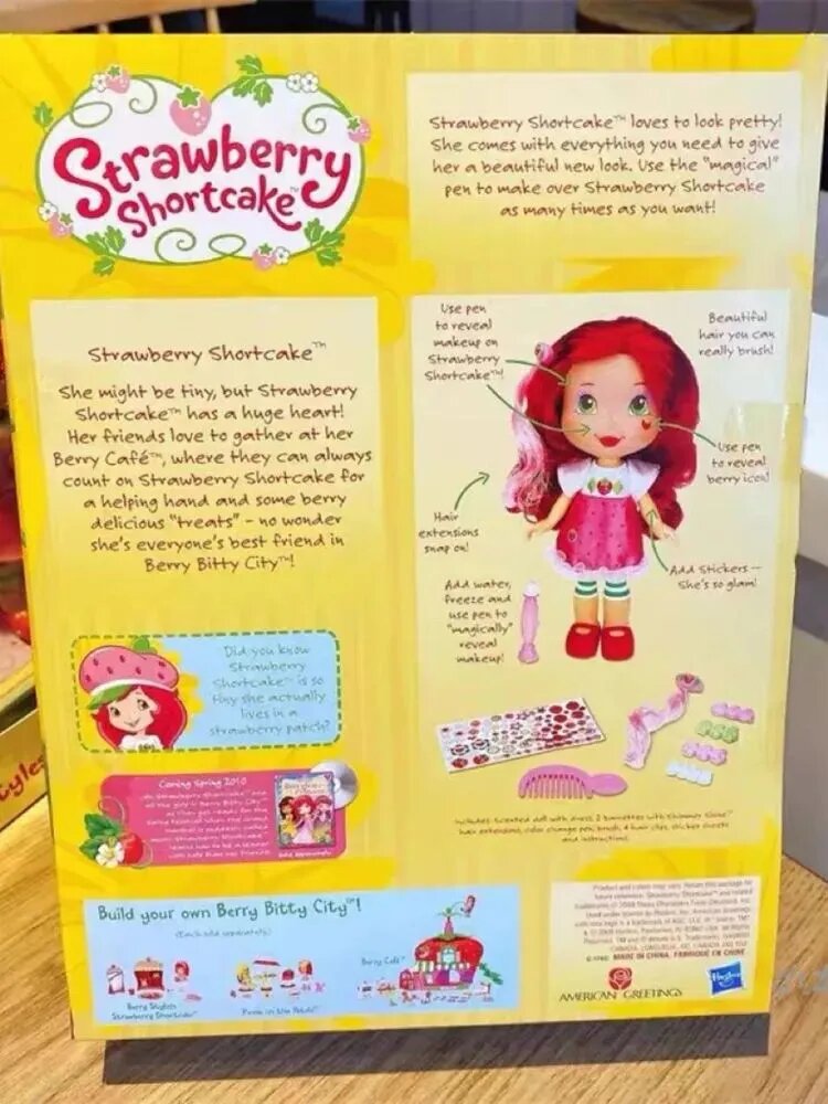 Игровой набор - кукла Strawberry Shortcake с аксессуарами для макияжа миниатюрная игрушка для девочек
