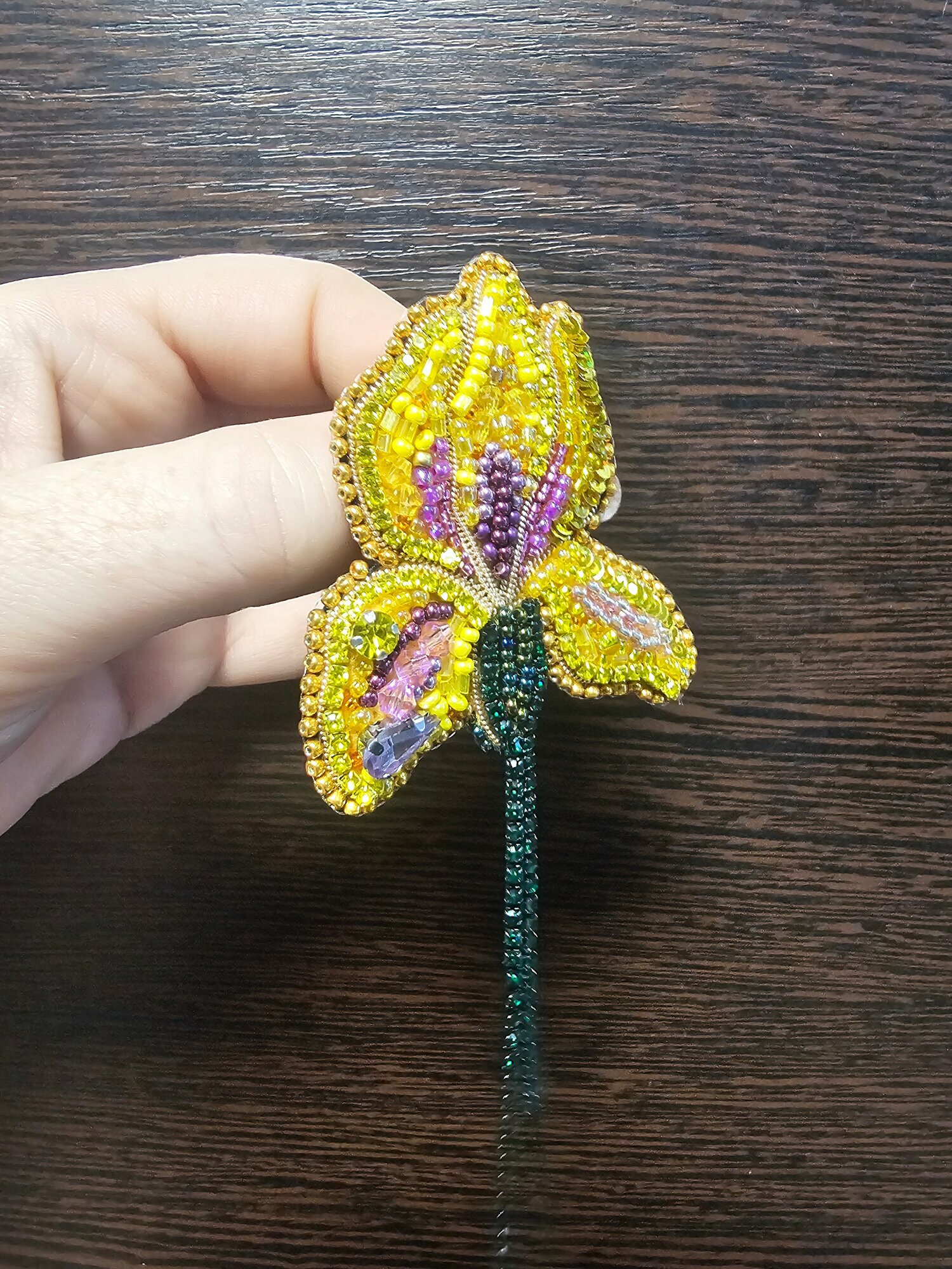 Брошь, искусственный камень, стразы