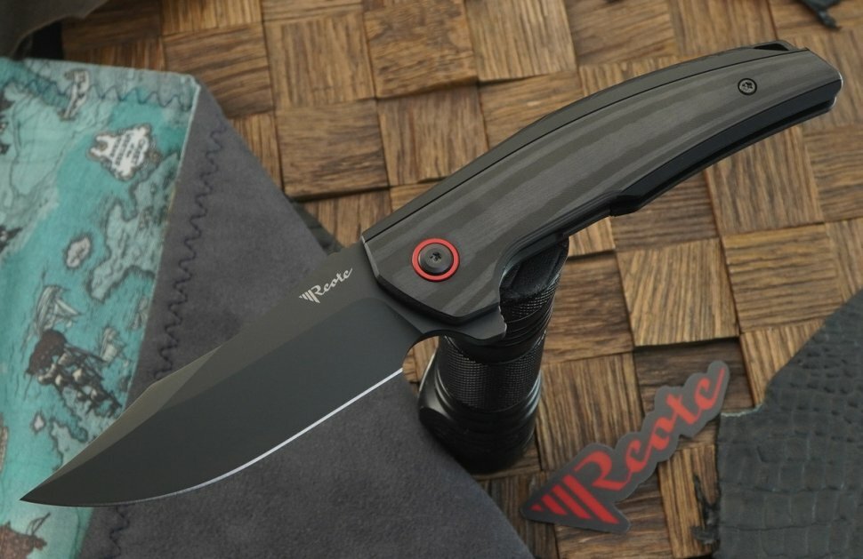 Складной нож Reate Knives Jack Jr, сталь CPM S30V, DLC, рукоять алюминий/карбон/красное кольцо