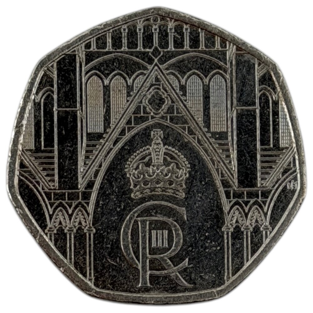 Великобритания 50 пенсов 2023 г. (Коронация Карла III - Без короны) (CN)