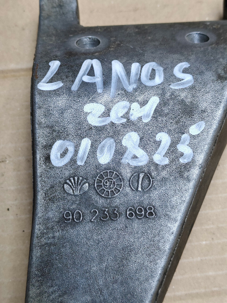 Кронштейн генератора Lanos — фото 1