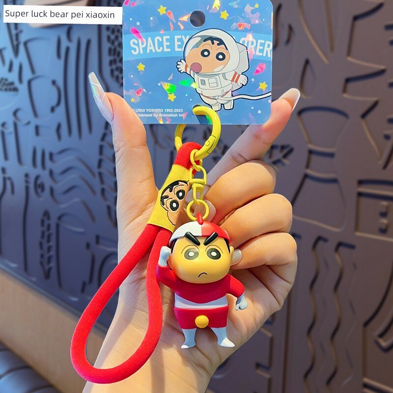Официальный брелок Crayon Shin-chan в тему супергероя: милый мультяшный аксессуар для сумки, ключей и подарка детям