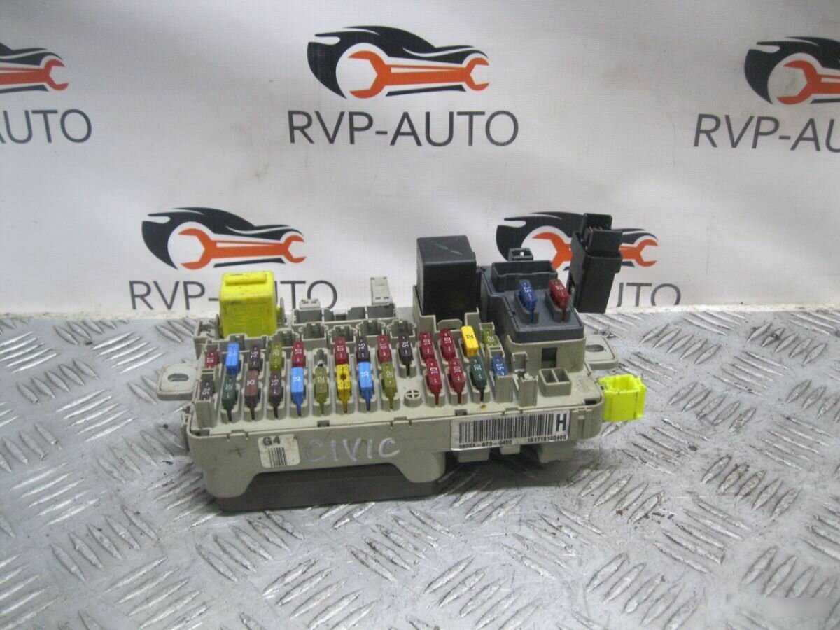 Блок предохранителей салонный Honda Civic 1995-01