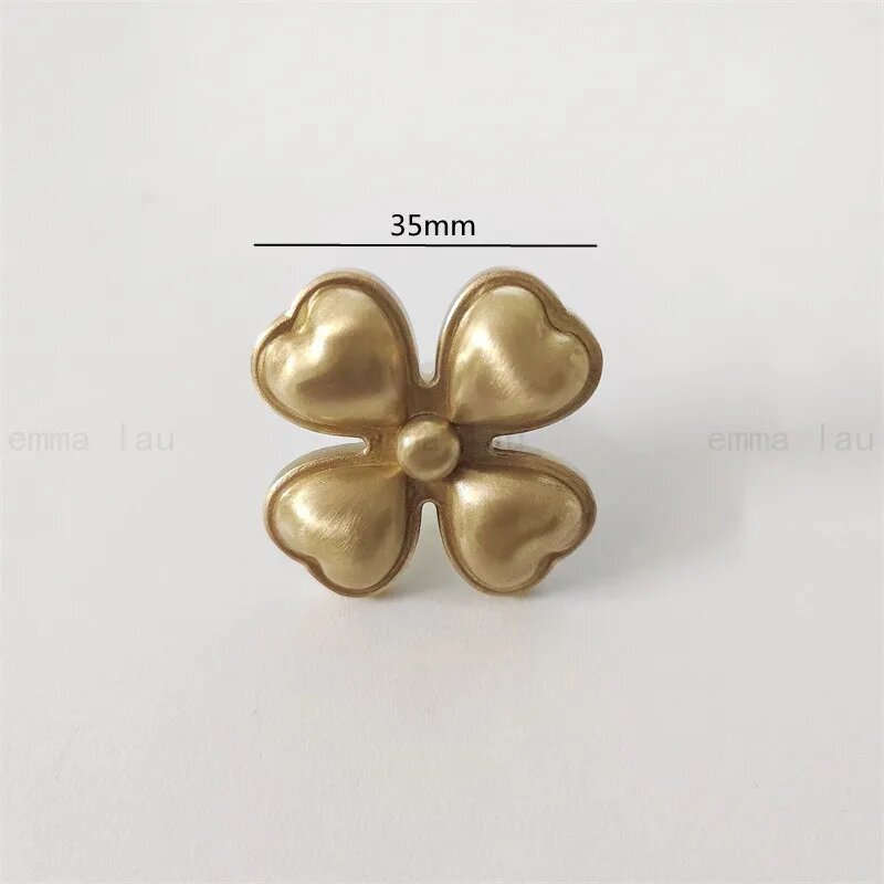 Латунные ручки для мебели с рисунком животных и рыбы matte clover