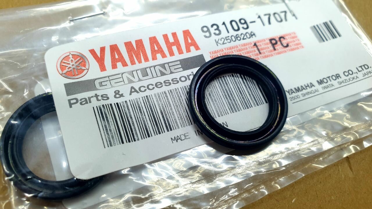 Сальник задней подвески YAMAHA 93109-17071
