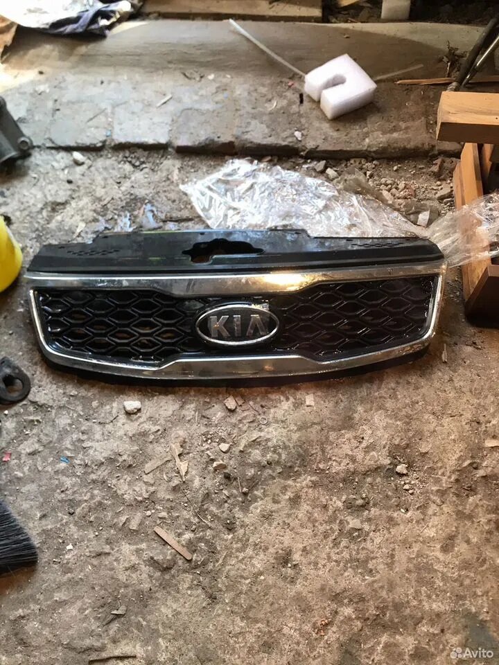 Решетка радиатора Kia rio 2 JB