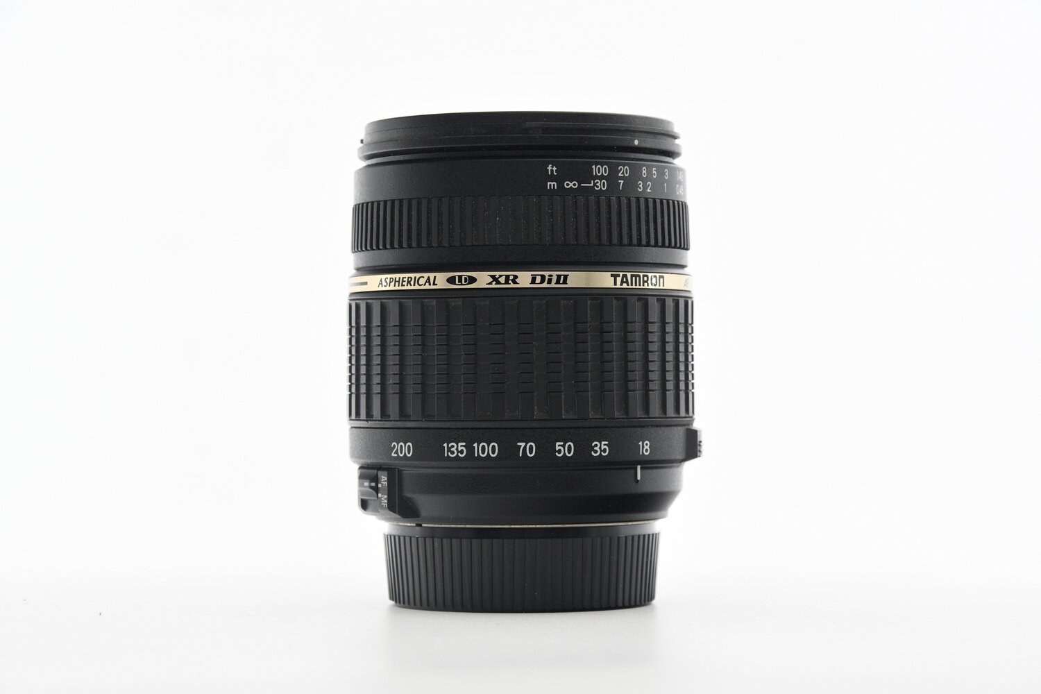 Объектив Tamron AF 18-200mm f/3.5-6.3 XR Di II MACRO Nikon F