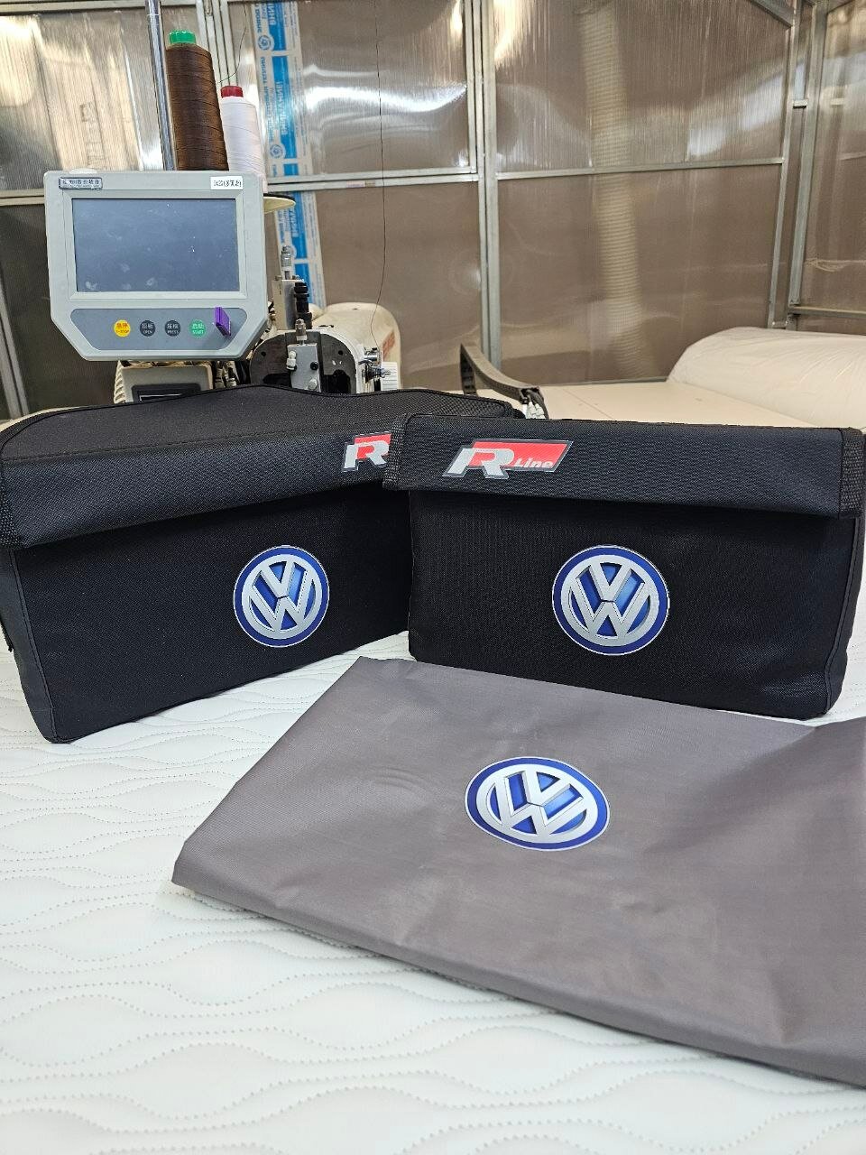 Сумки органайзеры в ниши багажника для Volkswagen Polo Фольксваген Поло 2010-2020 Седан