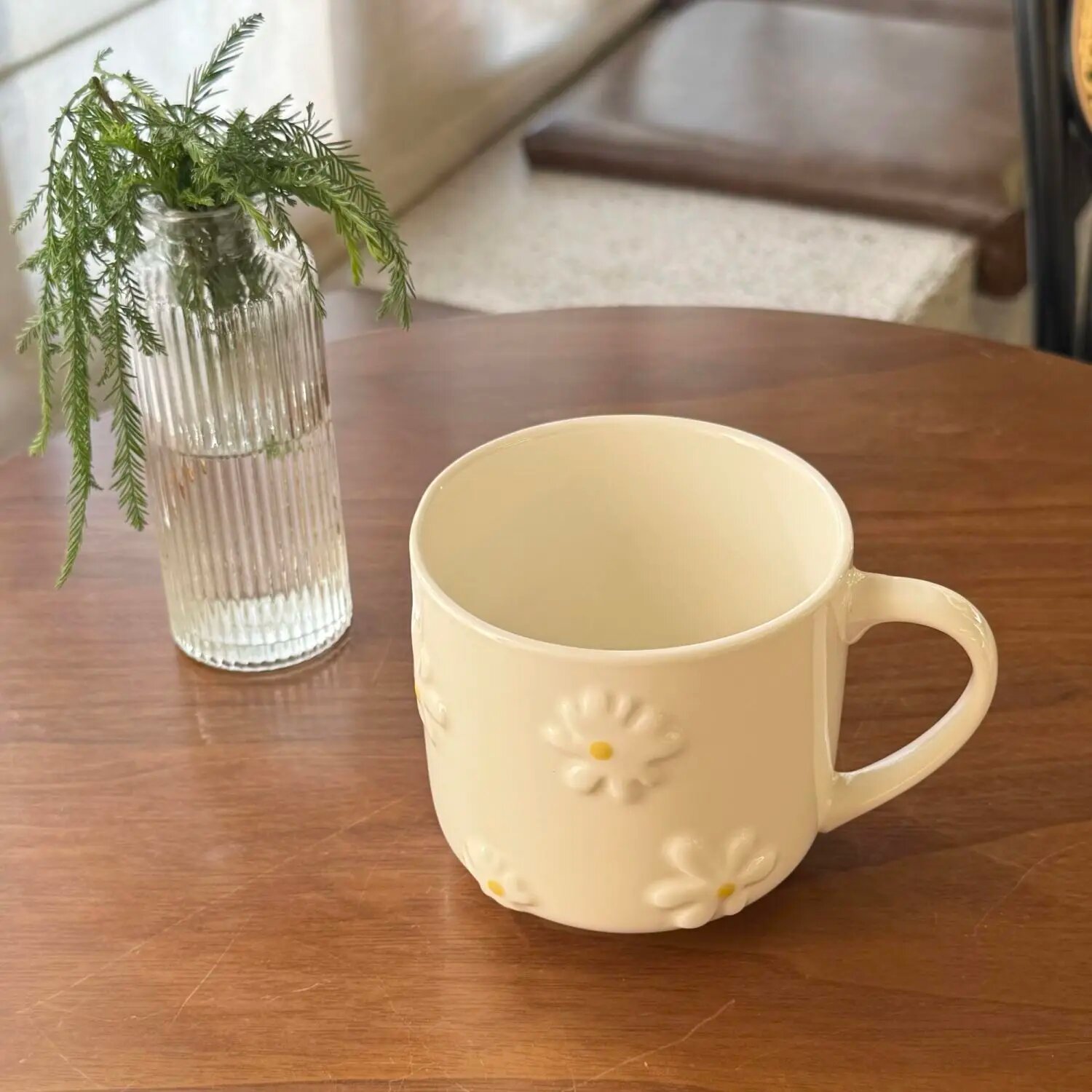 Кружка керамическая с ромашками, 450ml