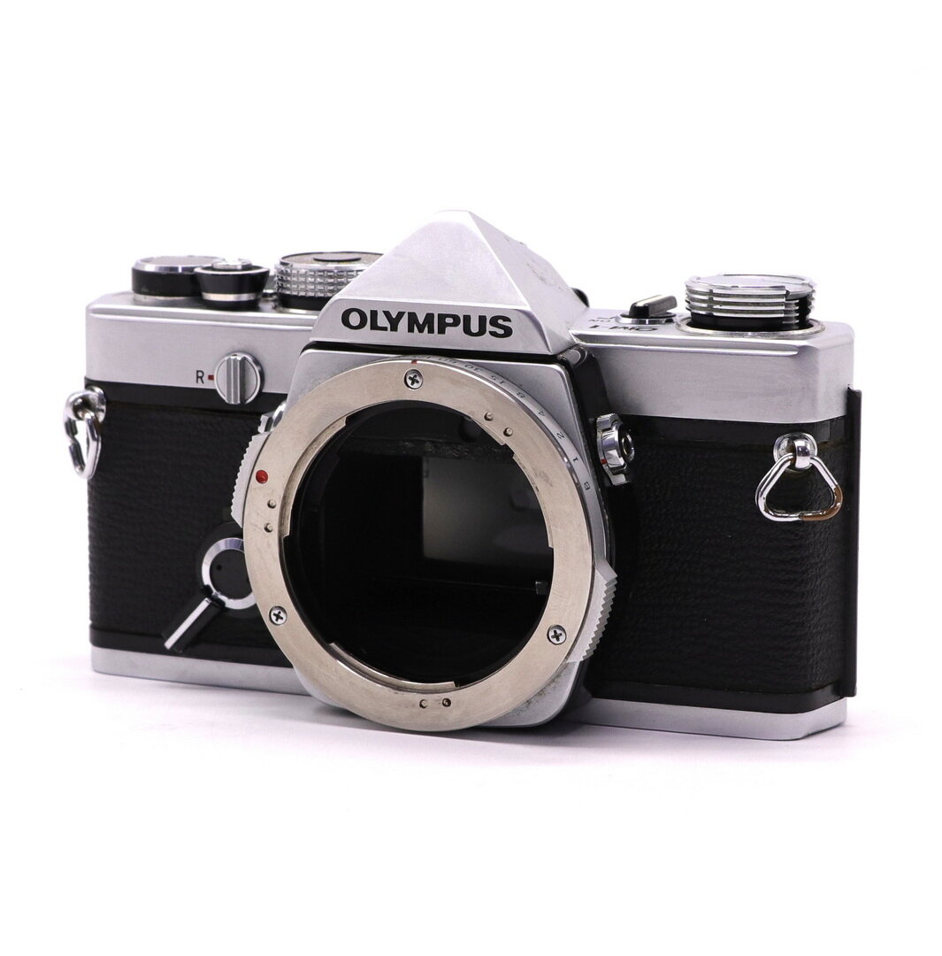 Зеркальный плёночный фотоаппарат Olympus OM-1 body