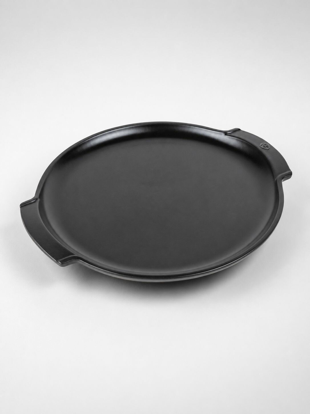 Блюдо круглое для пиццы Peugeot Grill to Table, 38х34х2.5 см