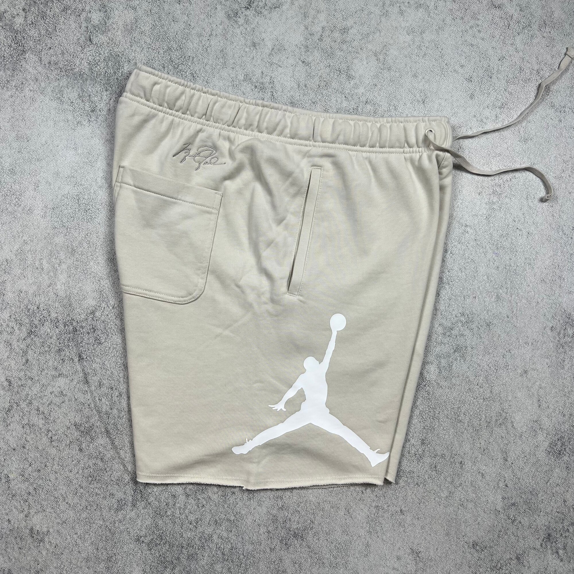 Шорты Jordan Logo, размер XL, бежевый — фото 1