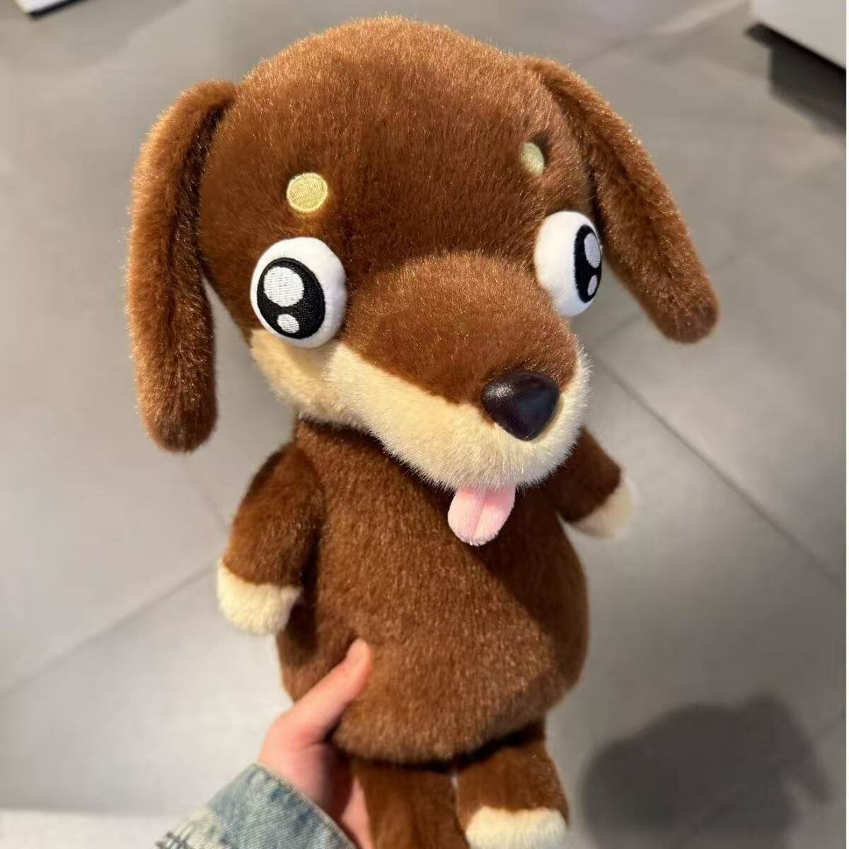 Плюшевая игрушка для куклы-таксы.70cm. Экономика, доступные, из Китая. Срочный транспорт.