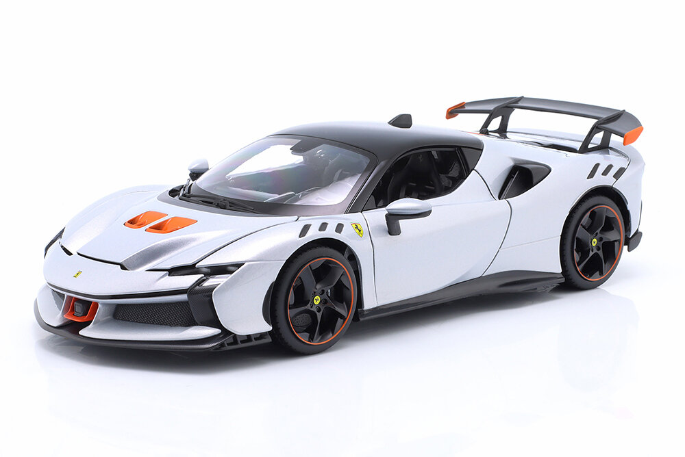 Модель коллекционная Ferrari SF90 xx stradale year 2024 white metallic / феррари SF90 кскс страдале белый металлик
