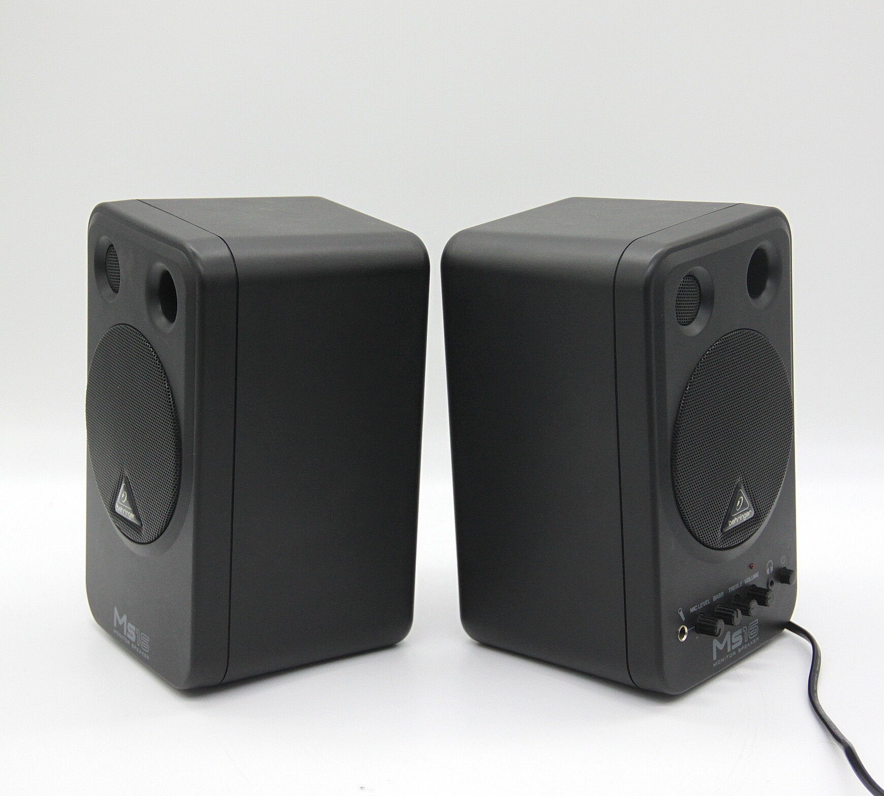 Студийные мониторы Behringer MS16 — фото 1