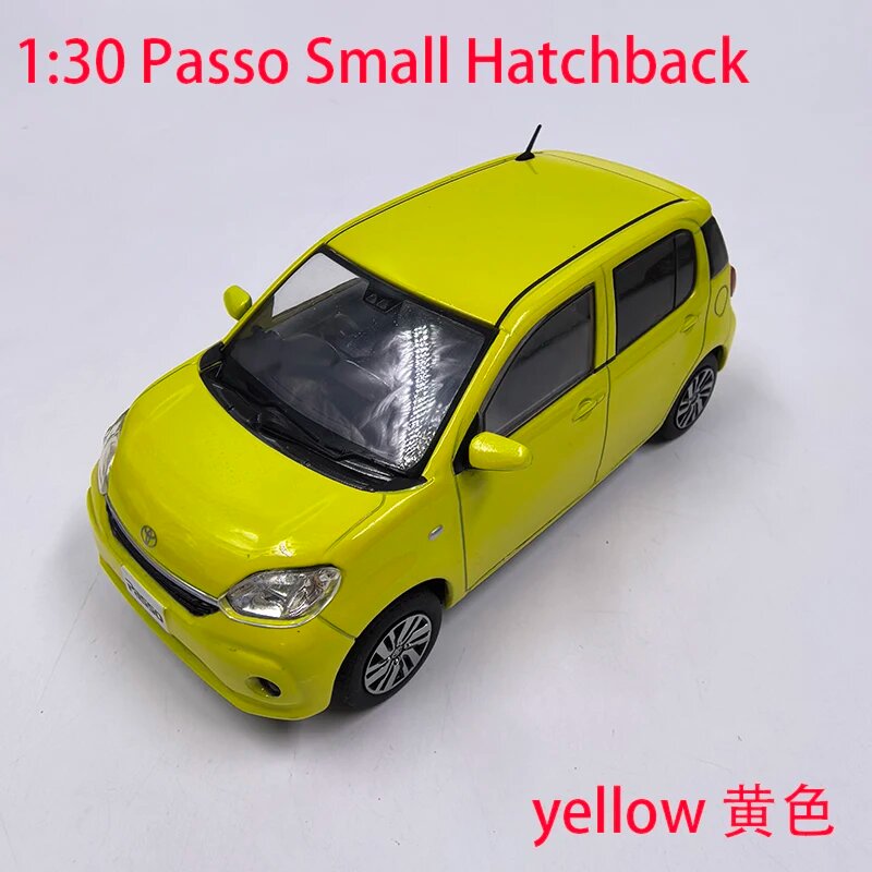 Welly 1:30 Toyota Passo желтый хэтчбек, металлическая модель