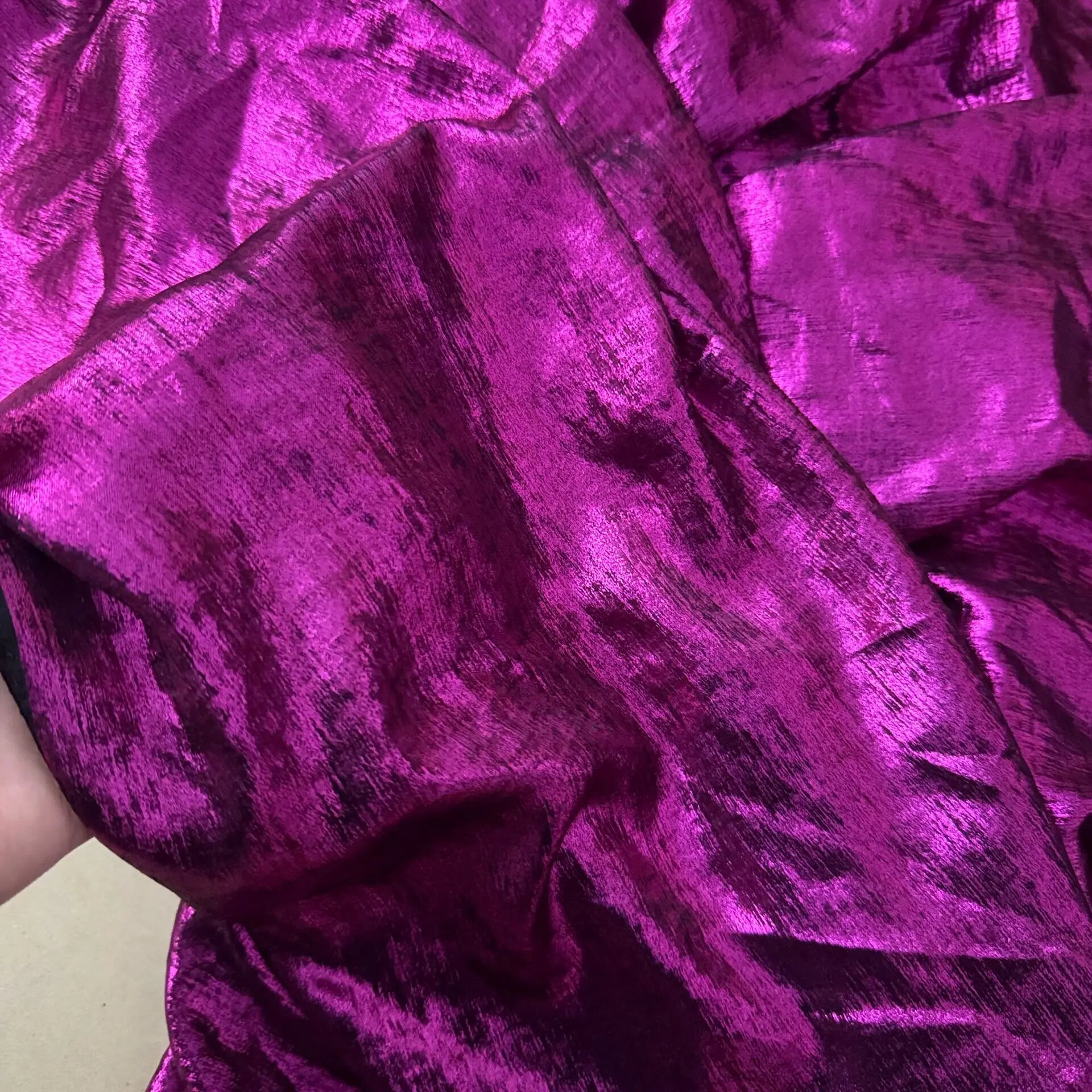 Бронзовый велюр для пошива одежды Purple Red