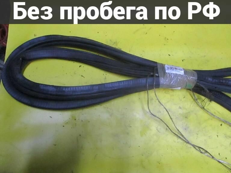 Уплотнение двери Право / Перед с пробегом Audi A4 8K