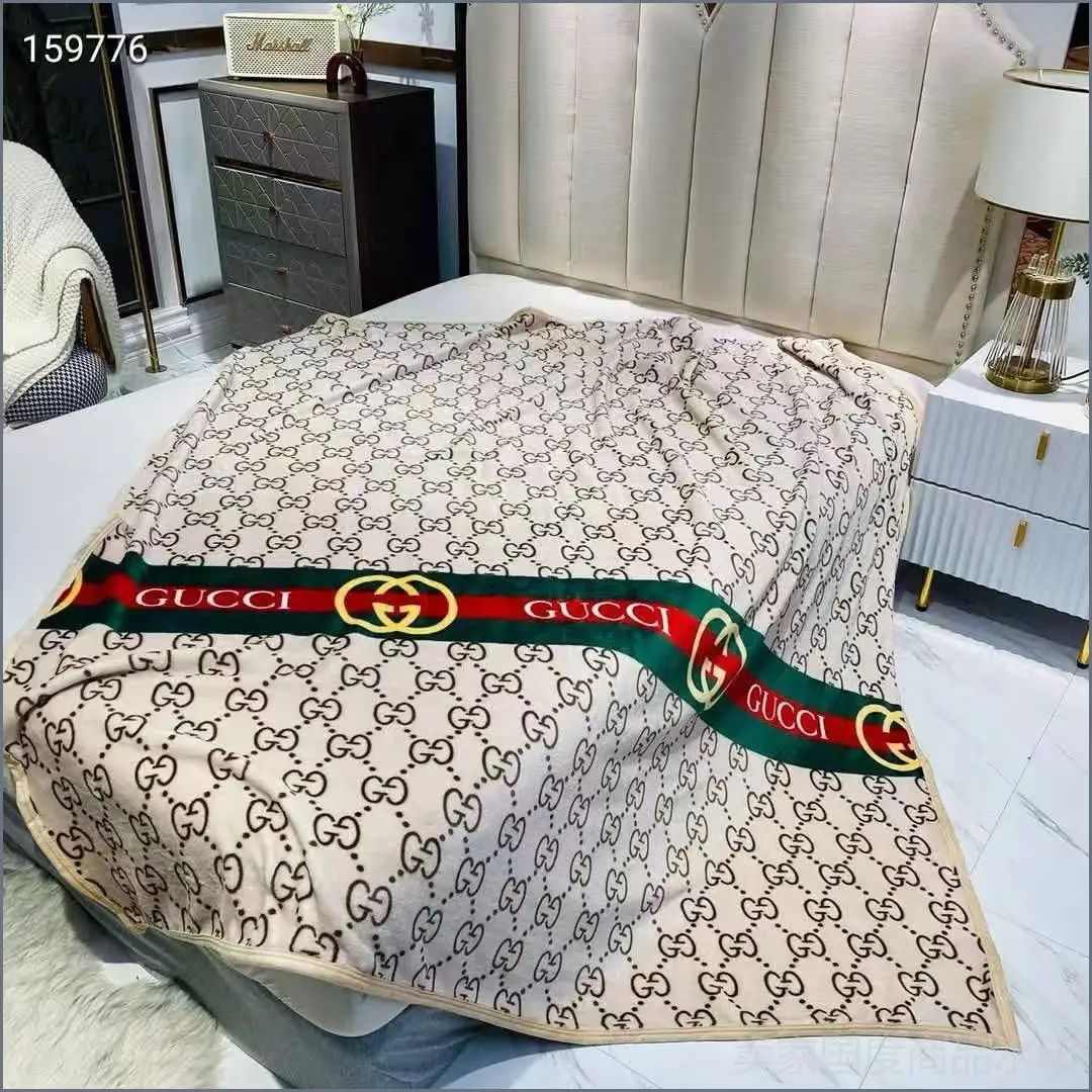 Плед 200x130 см плюшевый коричневый