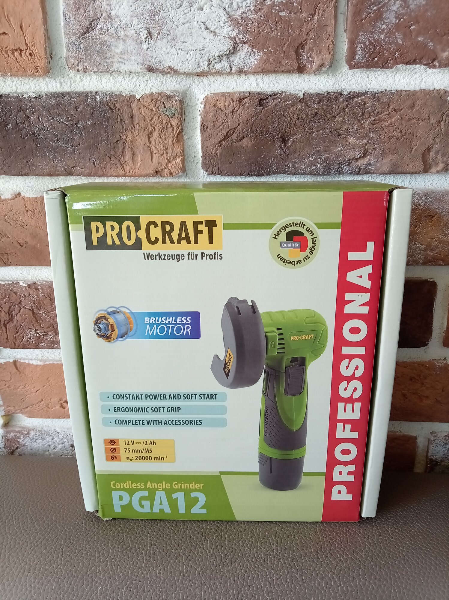Аккумуляторная болгарка Procraft PGA12