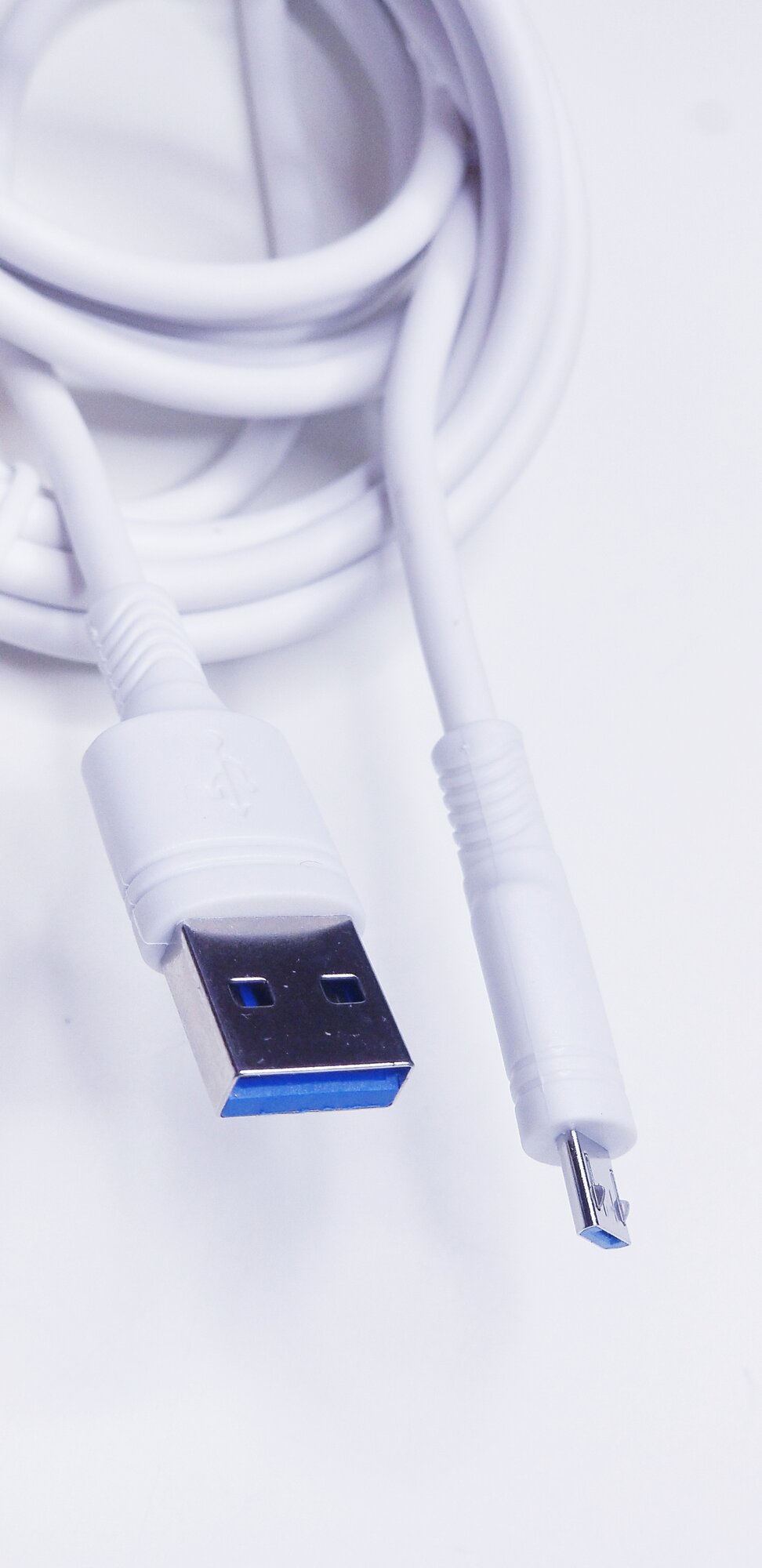 Кабель micro-usb для зарядки телефонов, 1 штука, 1 метр, белый — фото 1
