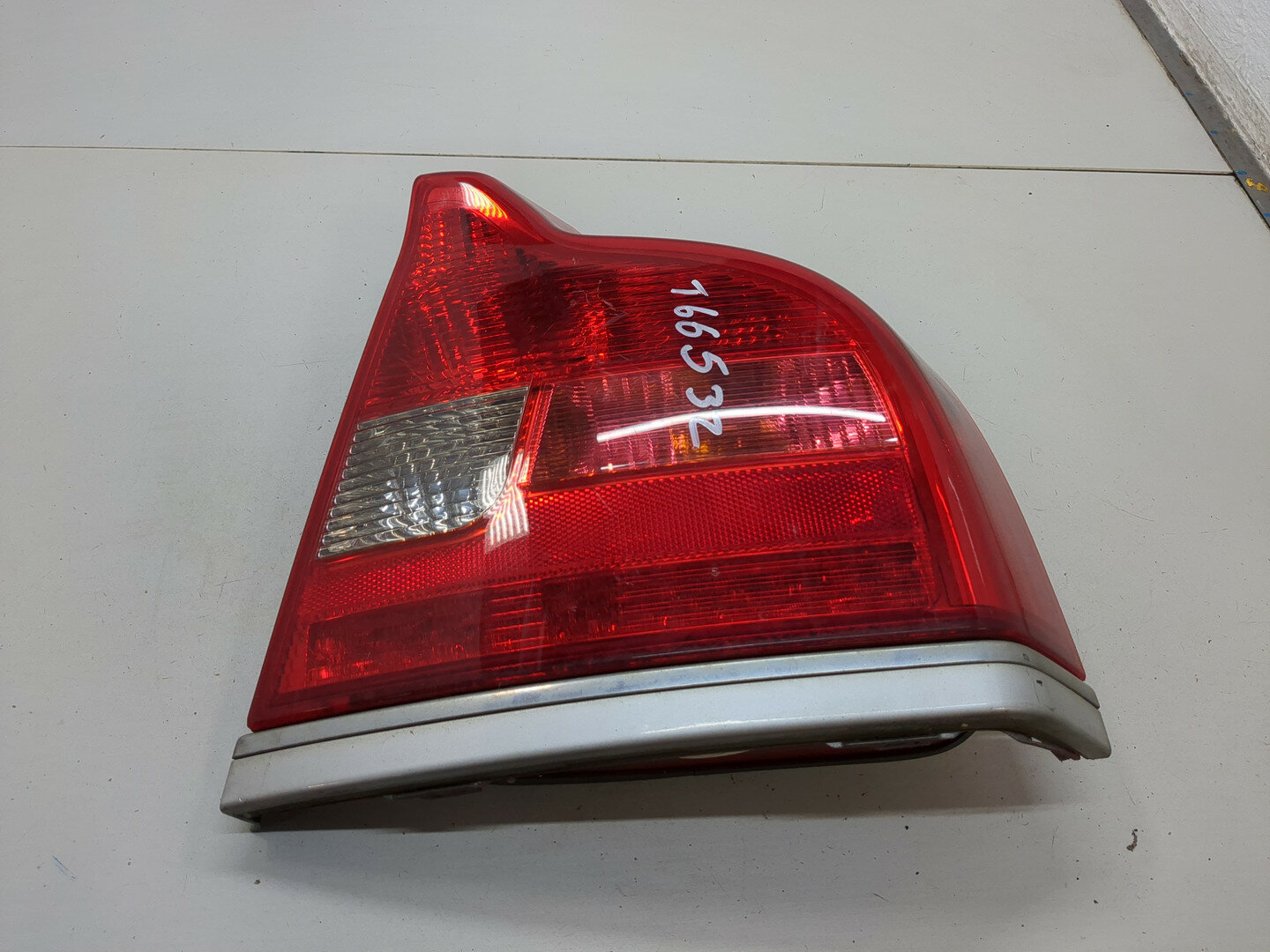 Фонарь (задний) правый Volvo S80 Б/У
