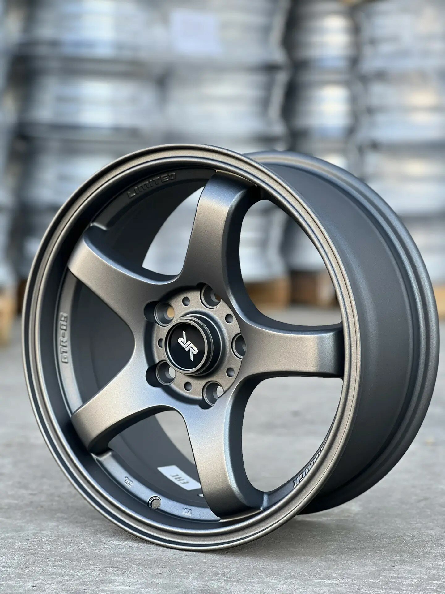 Диски автомобильные RR CSS391 16*7,0 5*114,3 ET40 67,1 MK/M