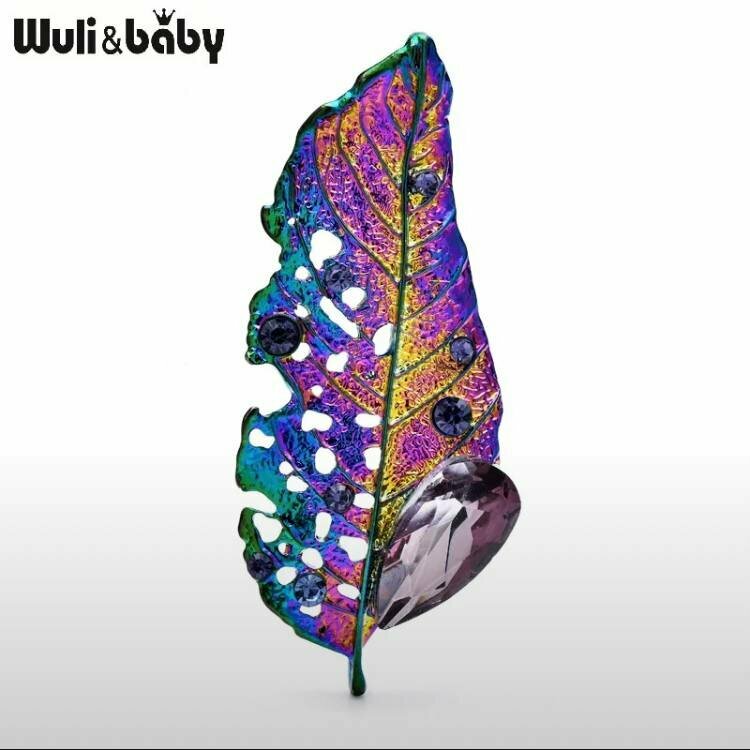 Брошь, стразы