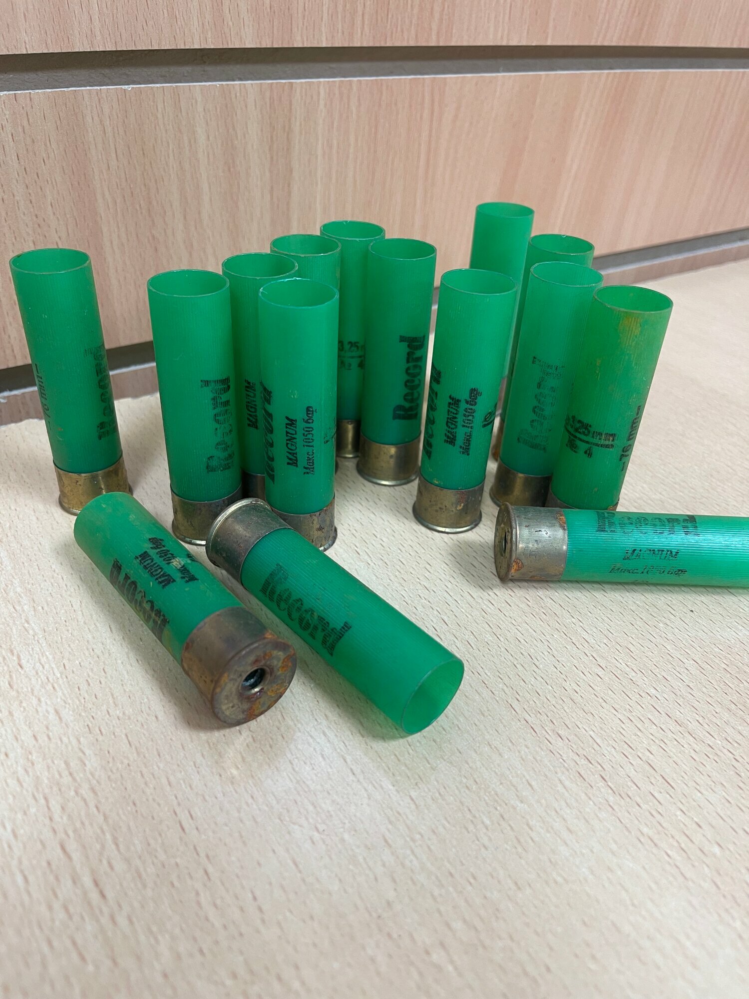 Гильза пластиковая для снаряжения патронов к 12/76 магнум без капсюля 15шт. (уценка)