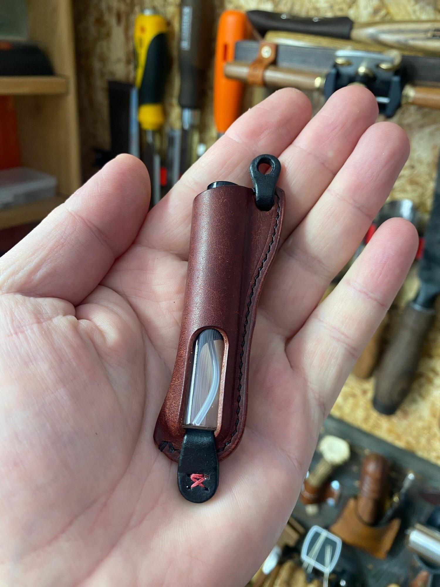 Кожаный футляр ручной работы для пробника духов + флакон 5 мл.