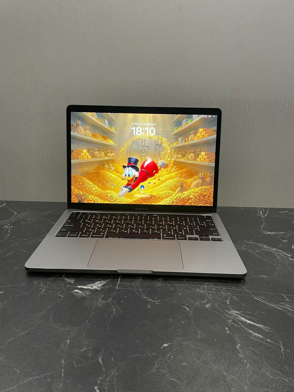 Ноутбук MacBook Pro 13 2020 г. 2560x1600, Intel Core i5 1.4 ГГц, LPDDR3, 16/512 ГБ, Intel Iris Plus Graphics 645, MacOS