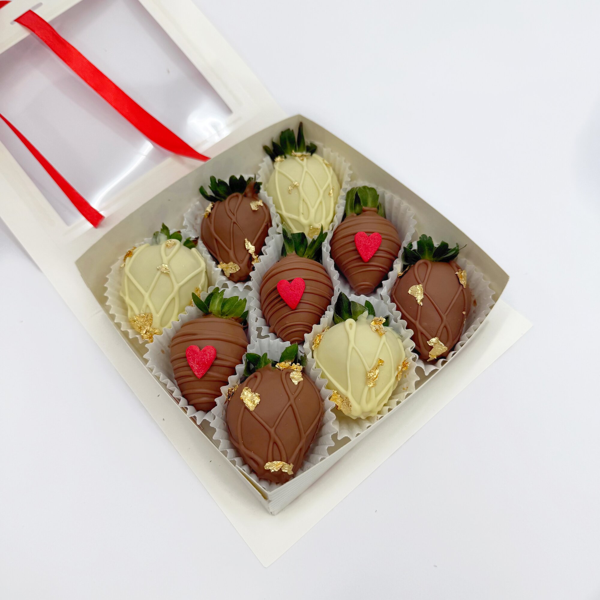 Набор "Клубника в шоколаде "Сердечки", 9 штук, крафтовая упаковка