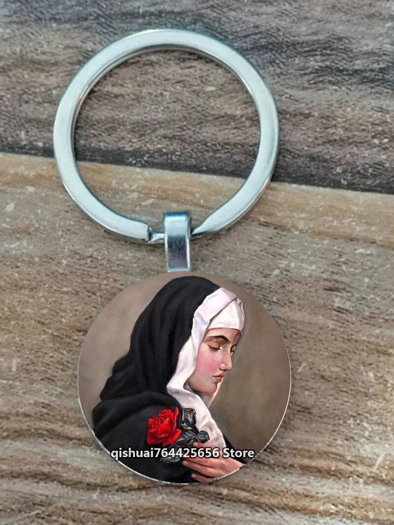 Религиозный брелок Дева Рита Де Кейзия из стекла