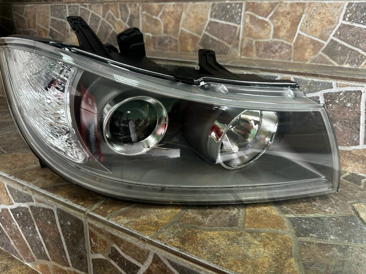 Фара правая для Лифан Солано Lifan Solano 1 (2008-2016) электрокорректор