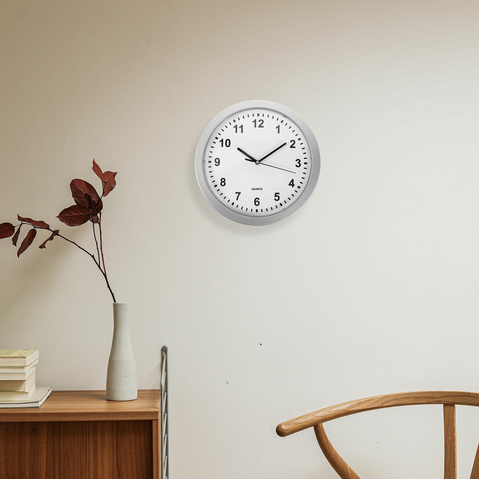 Серебристые настенные часы-сейф с секретным отсеком для хранения украшений и денег