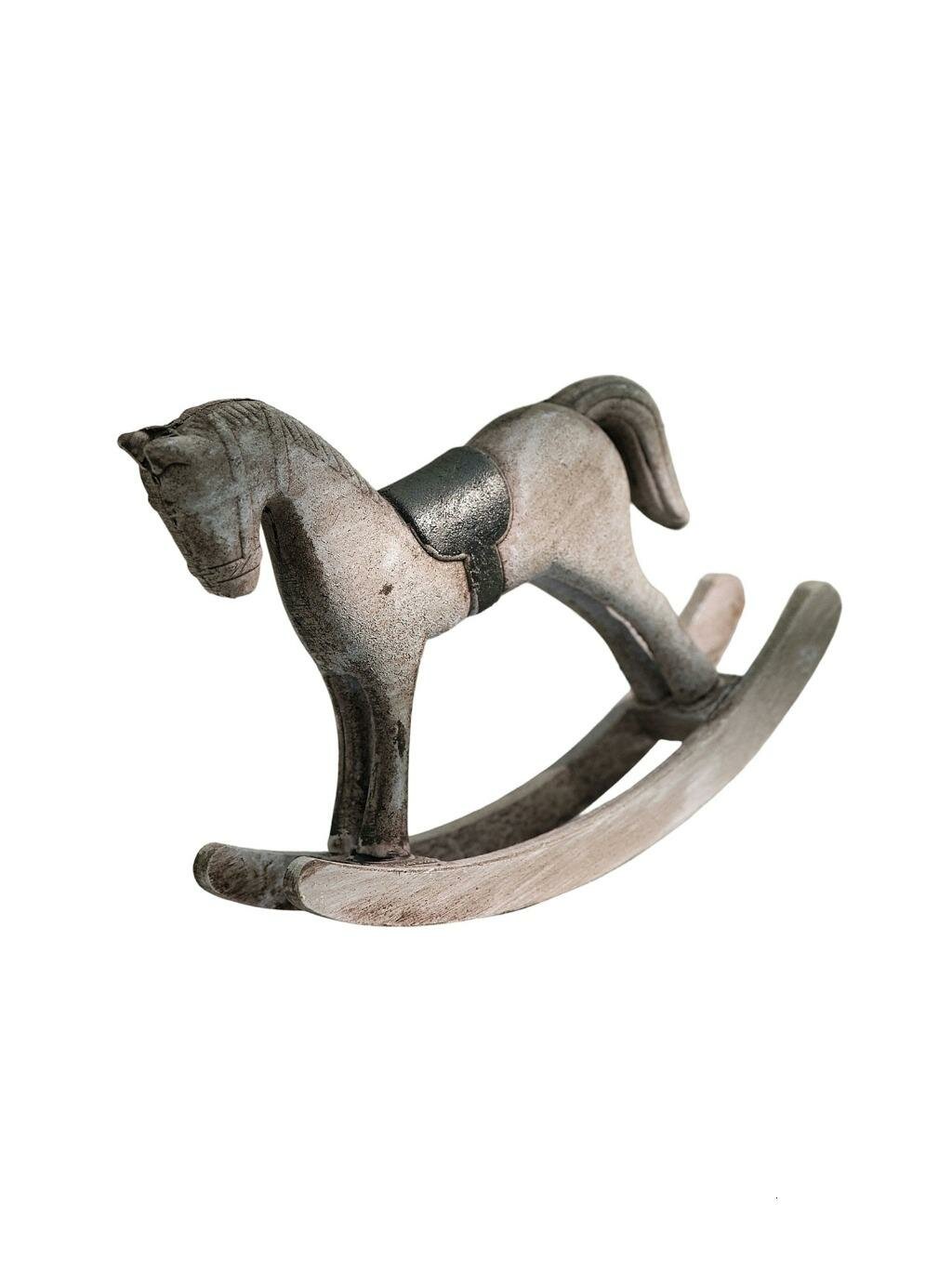 Деревянная качающаяся лошадка, 3