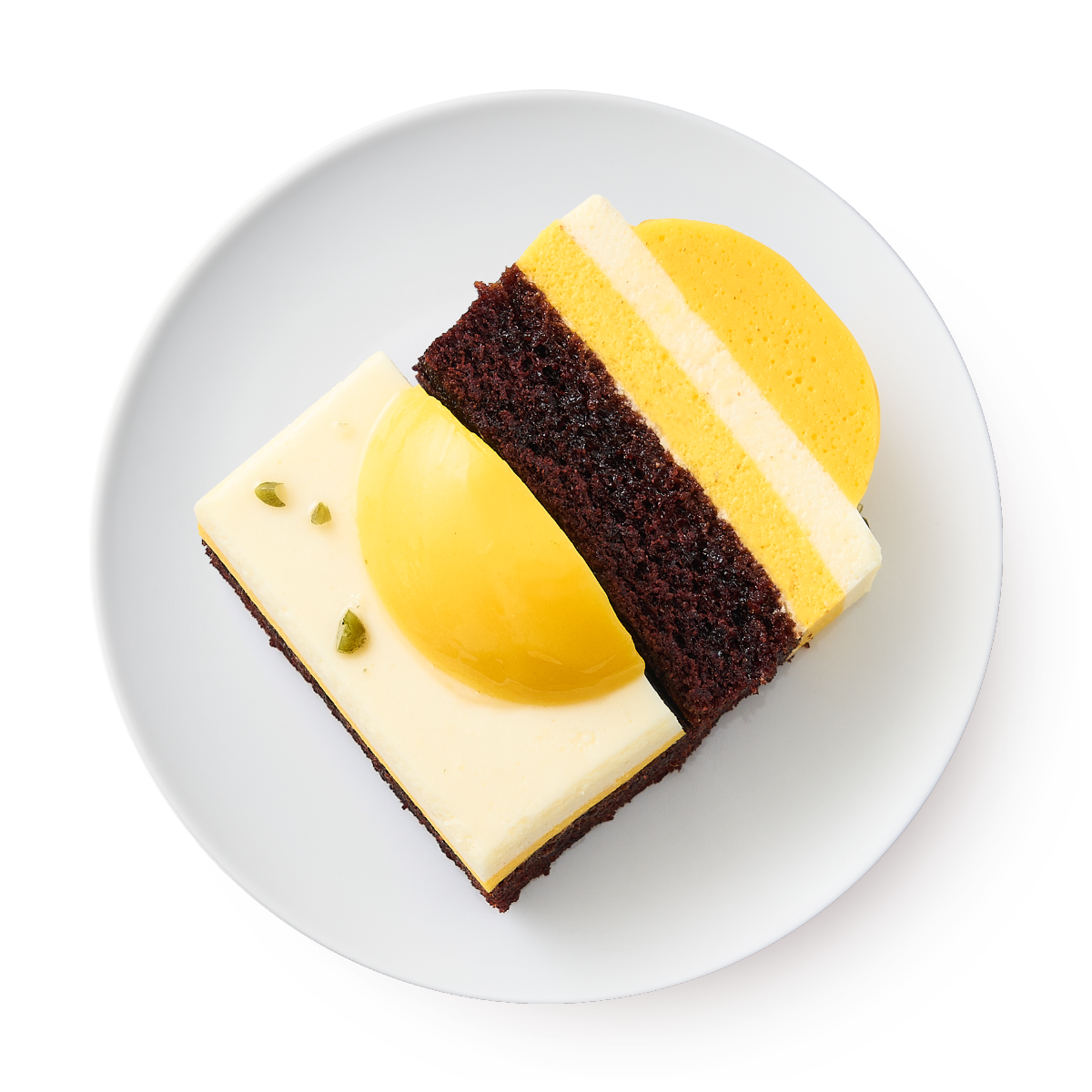 Пирожное с муссом манго SweetMarin