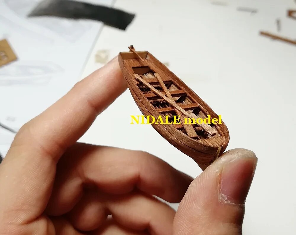 Модель спасательной шлюпки NIDALE 1/96 из дерева