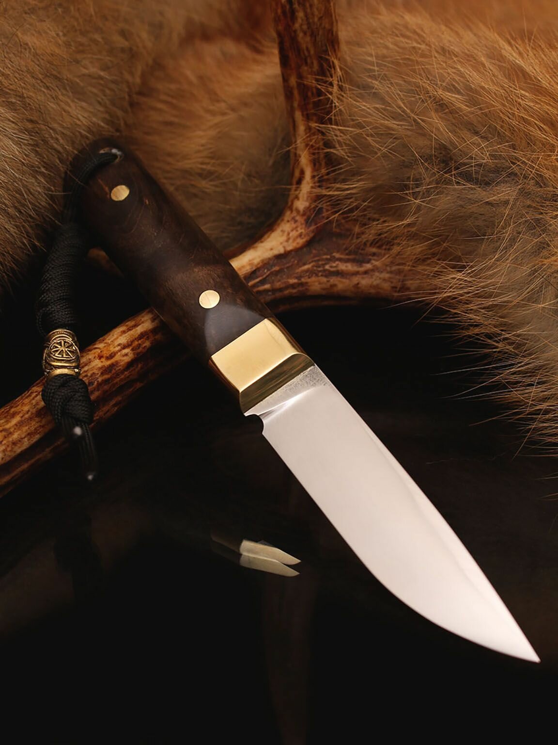 Кованый нож малый Bohler K 340, рукоять коричневая карельская береза.
