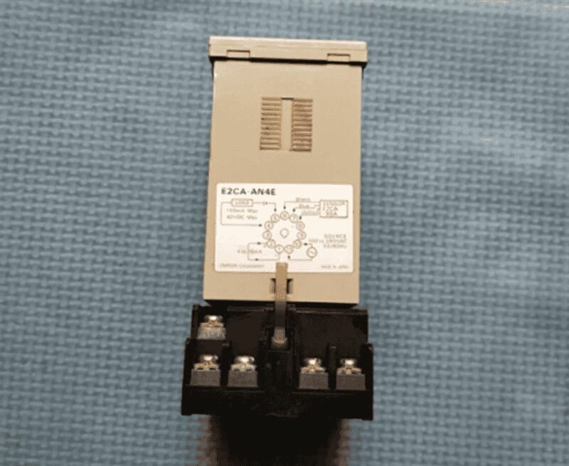 Модуль Omron E2CA-AN4E — фото 1