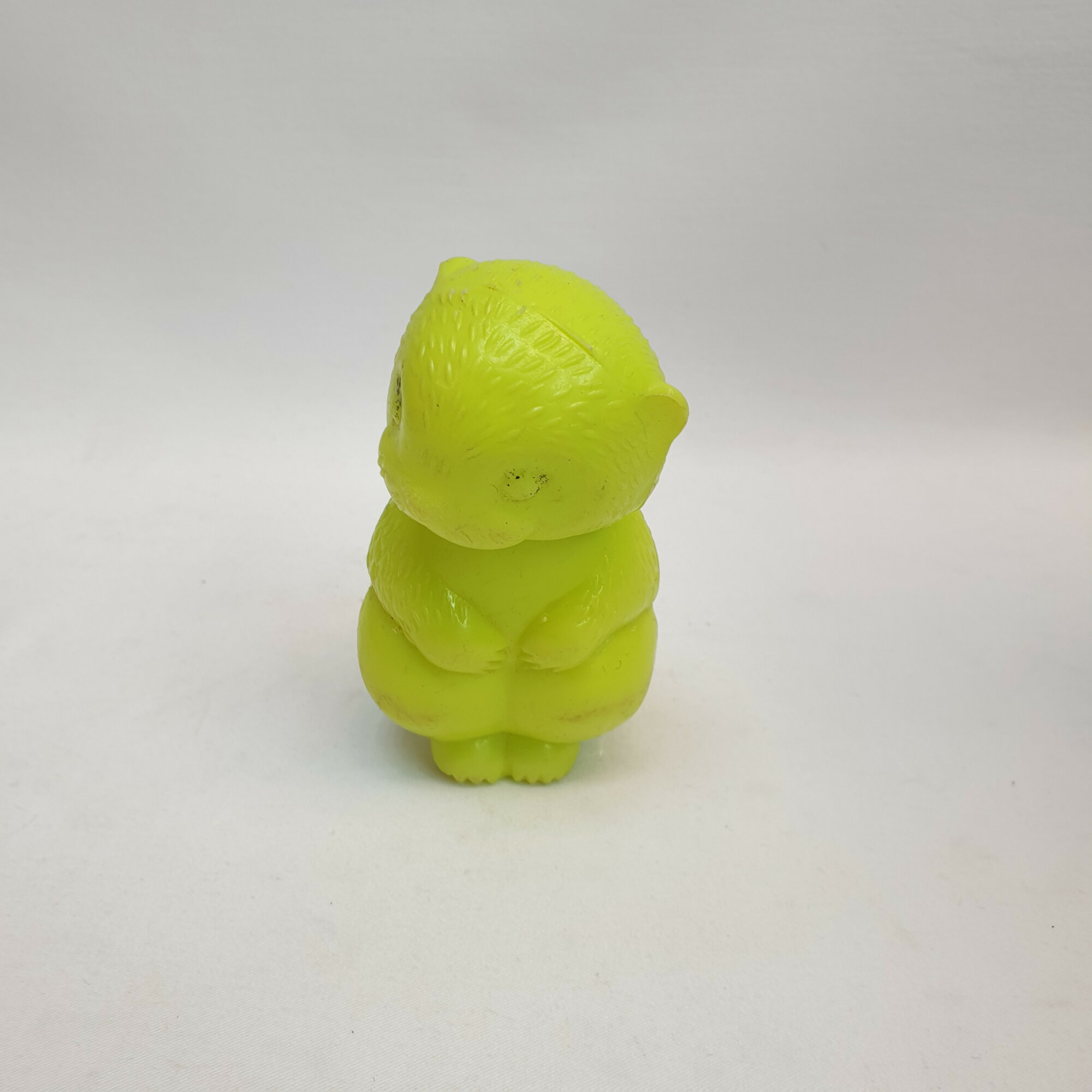 Винтажная игрушка СССР. Пластиковая фигурка медвежонка, коллекционный советский предмет